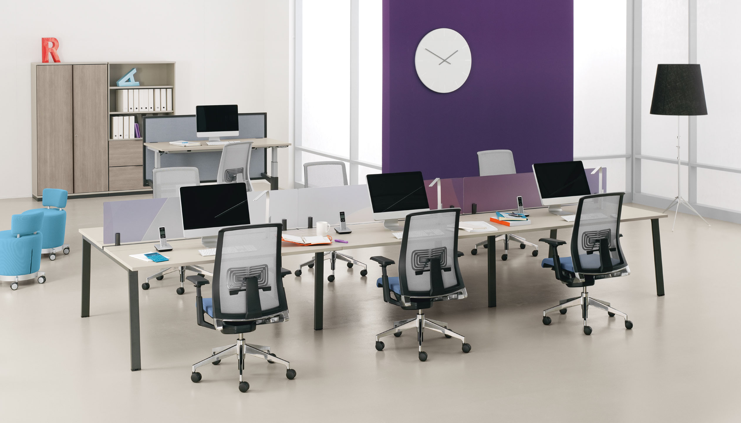 Kiron | Office desk | Haworth Europe
