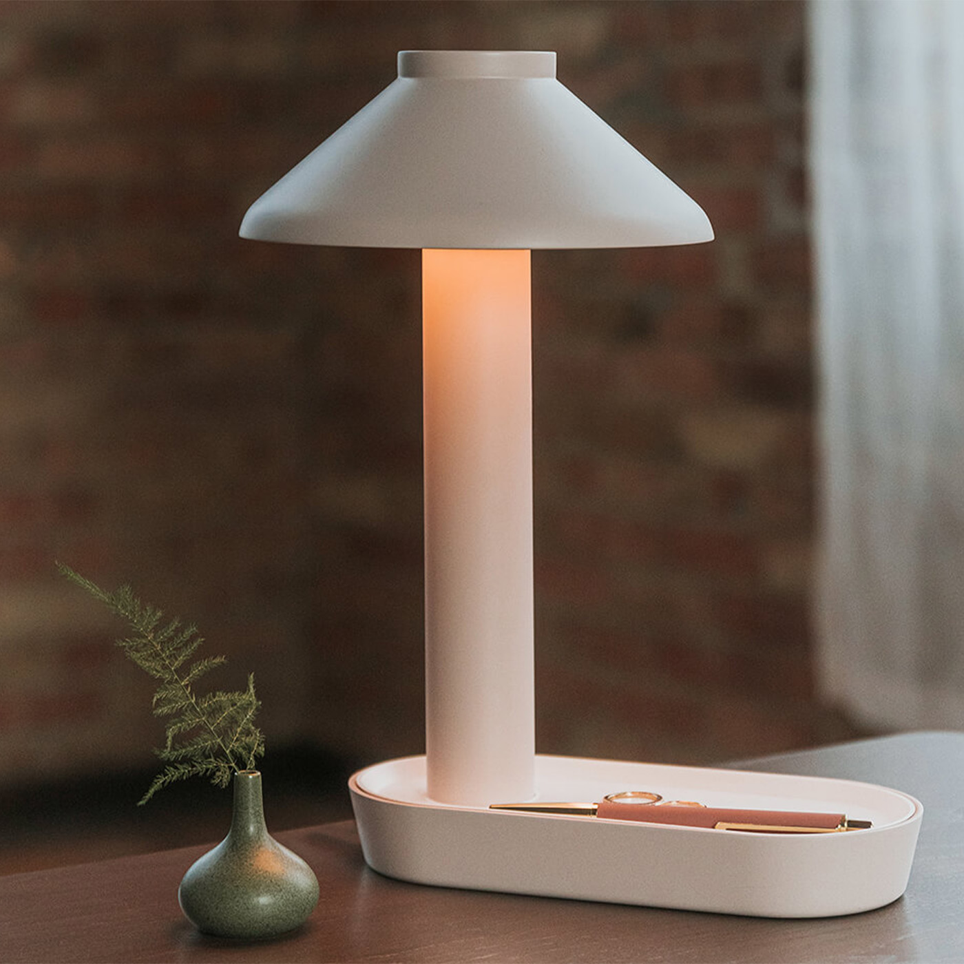 Beam Task Table Lamp | Haworth