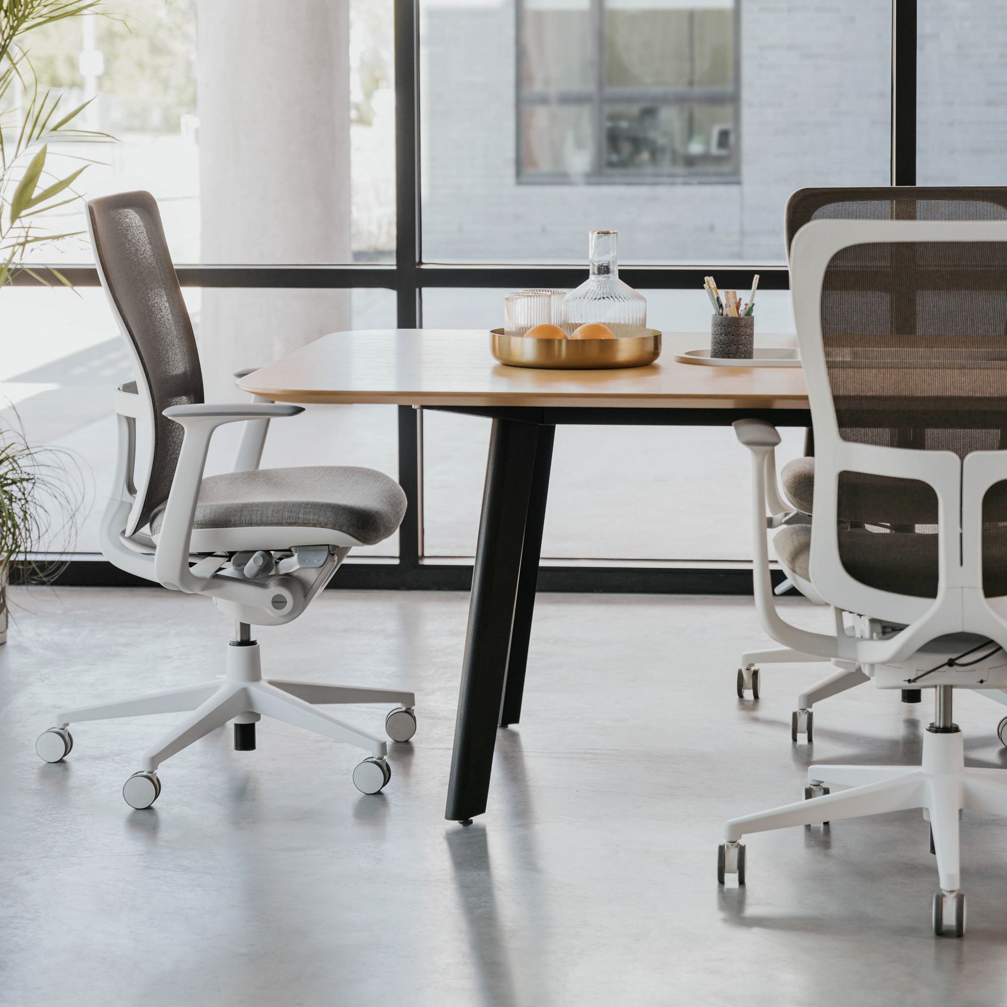 Immerse Collaborative Table | Haworth