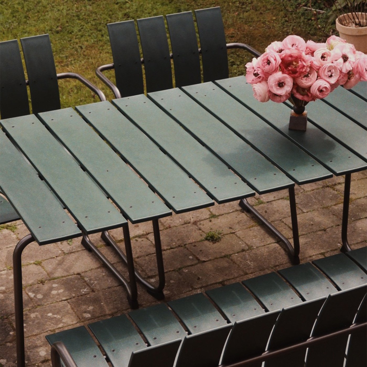 Ocean Outdoor Dining Table | Haworth