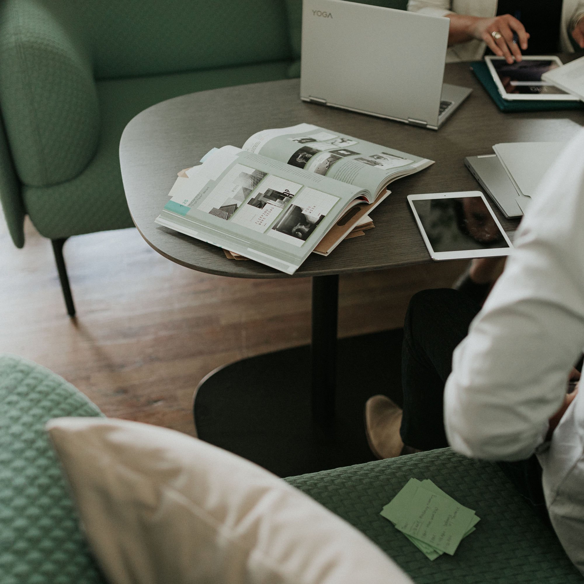 Pip Collaborative Table | Haworth