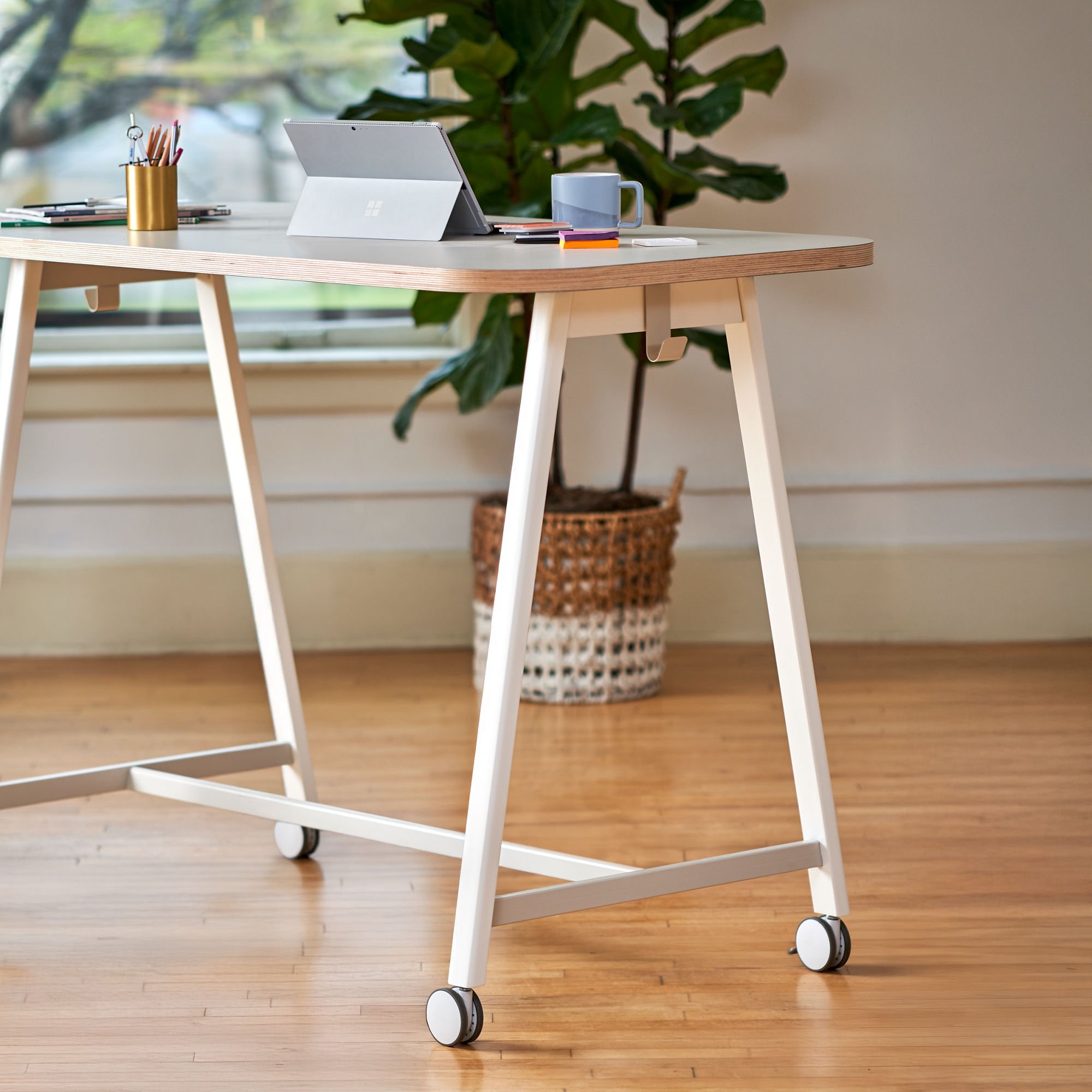 See Haworth's PopUp Tables | Haworth