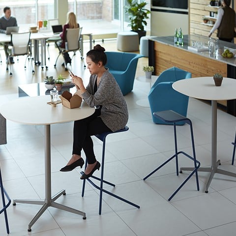 Make Waiting a Pleasure at the IT Café | Haworth Asia Pacific